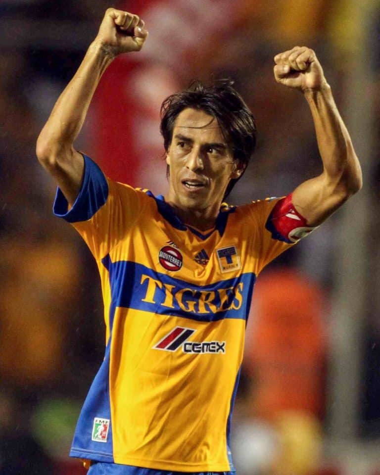 Feliz cumpleaños Lucas Lobos una de las más grandes Leyendas de Tigres ...